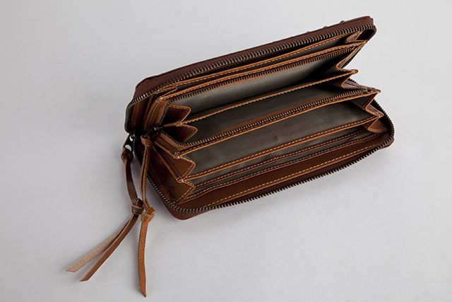 DA1059-LND/Ain Soph (アインソフ)ラウンドジップ長財布